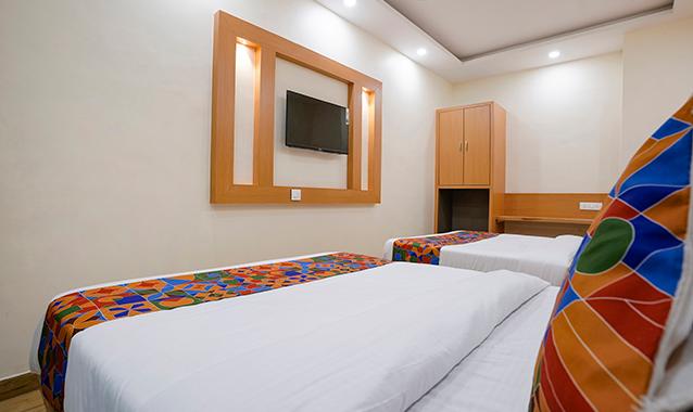 FabHotel 7 Square, Bandra Kurla Complex, Mumbai: Reviews, Photos ...