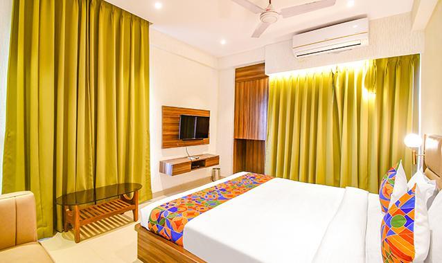 FabHotel Lake View Topsia, Tangra, Kolkata: Reviews, Photos & Offers ...