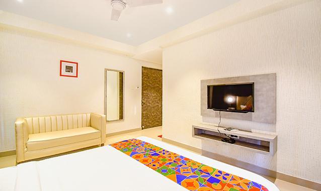 FabHotel Lake View Topsia, Tangra, Kolkata: Reviews, Photos & Offers ...