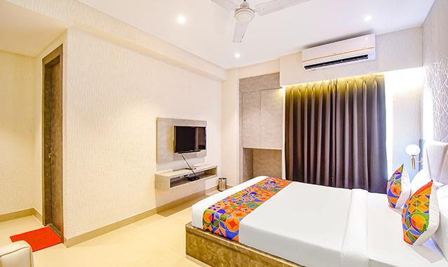 FabHotel Lake View Topsia, Tangra, Kolkata: Reviews, Photos & Offers ...