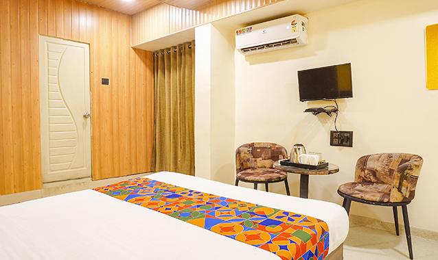 FabExpress Gargi Executive, Shivaji Nagar, Pune: Reviews, Photos ...