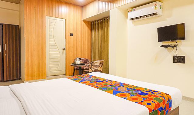 FabExpress Gargi Executive, Shivaji Nagar, Pune: Reviews, Photos ...