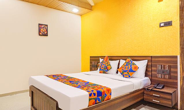 FabExpress Gargi Executive, Shivaji Nagar, Pune: Reviews, Photos ...