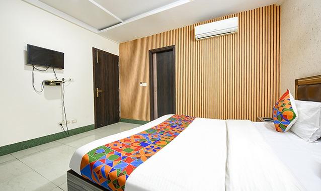 FabHotel Ess Pee Grand, Phase 1, Mohali: Reviews, Photos & Offers ...