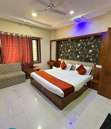 Hotels in Radisson Square, Indore: Hotels near Radisson Square @ ₹768 ...