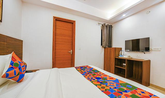 FabHotel Sparkling, Yashobhoomi Convention Center, New Delhi: Reviews ...