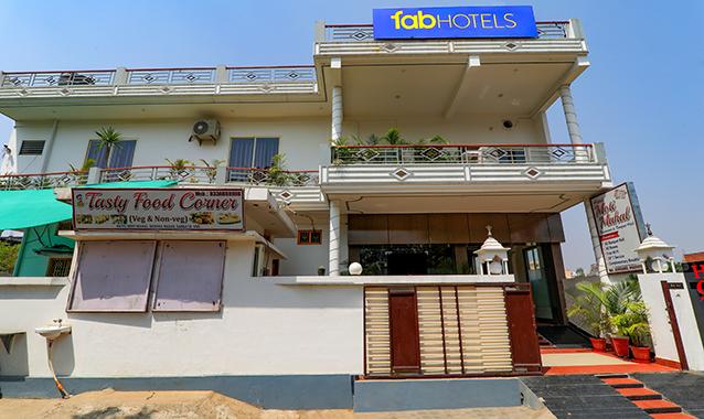 FabExpress Moti Mahal, Sarnath, Varanasi: Reviews, Photos & Offers ...