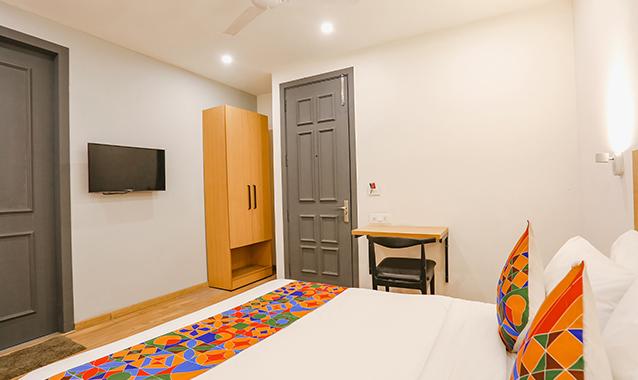 FabExpress Hexa Meera Bagh, Paschim Vihar, New Delhi: Reviews, Photos ...