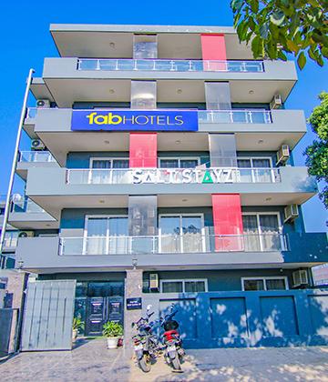 Hotels in Sector 38, Gurgaon | Book Sector 38 Hotels starting @ 874