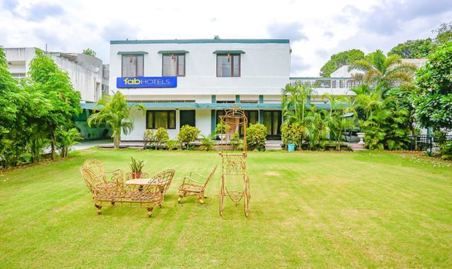 FabExpress Pulse Impulse, Maharani Bagh, New Delhi: Reviews, Photos ...