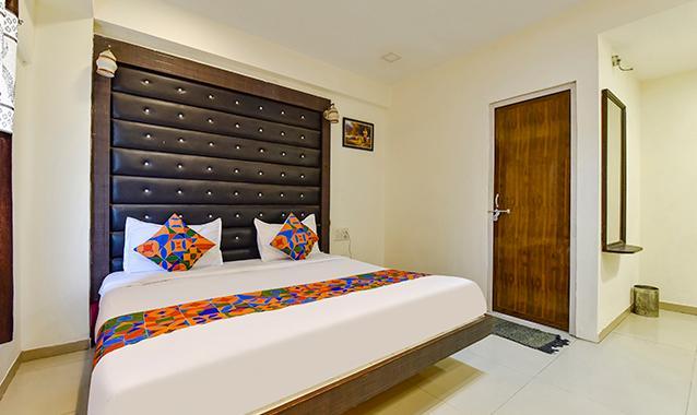 FabHotel Crystal Inn II, Paldi, Ahmedabad: Reviews, Photos & Offers ...