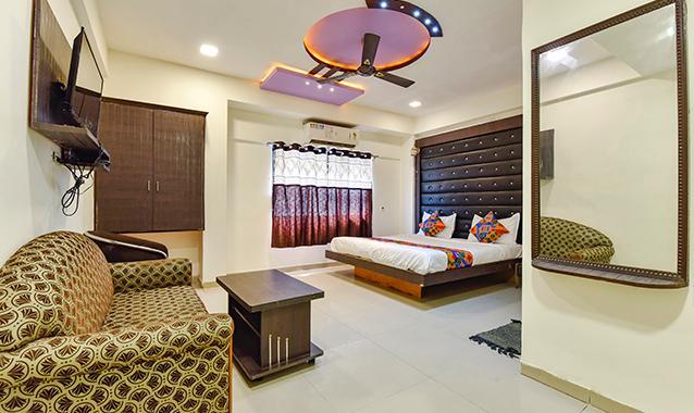 FabHotel Crystal Inn II, Paldi, Ahmedabad: Reviews, Photos & Offers ...