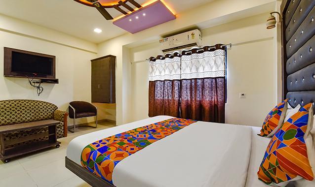 FabHotel Crystal Inn II, Paldi, Ahmedabad: Reviews, Photos & Offers ...