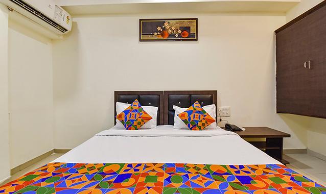FabHotel Crystal Inn II, Paldi, Ahmedabad: Reviews, Photos & Offers ...