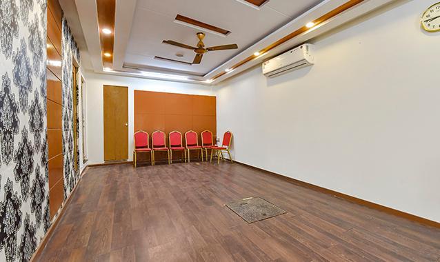 FabHotel Crystal Inn II, Paldi, Ahmedabad: Reviews, Photos & Offers ...