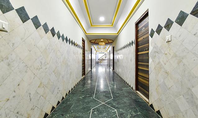 FabHotel Crystal Inn II, Paldi, Ahmedabad: Reviews, Photos & Offers ...