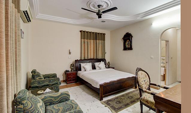 FabHotel Pinjore Holiday Home, Himshikha, Pinjore: Reviews, Photos ...