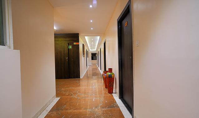 FabHotel Imperial Regency, Tukoganj, Indore: Reviews, Photos & Offers ...