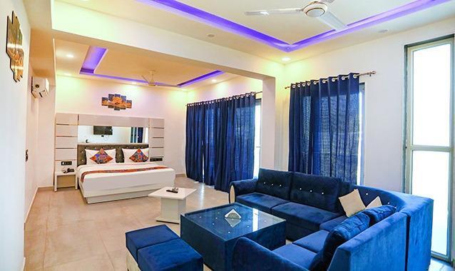 FabExpress F9 Noida Sector 27, Sector 27, Noida: Reviews, Photos ...