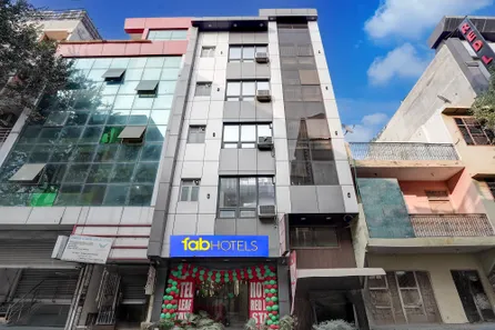 FabHotel Red Leaf Stay, Dwarka Sector 7, New Delhi: Reviews, Photos ...