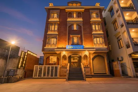 FabHotel Tipsyy Inn Suites, Adarsh Nagar, Jaipur: Reviews, Photos ...